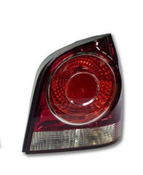LAMPA REFLEKTOR TYŁ TYLNA PRAWA VW POLO 9N 05 09 952788E za 134 89 zł