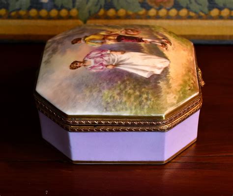 Grand Coffret à Bijoux En Porcelaine De Limoges Décor Peint Main