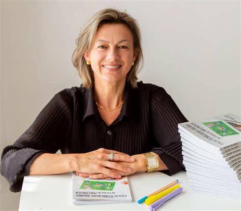 Núcleo de Políticas de Educação a Distância Carla Denize Ott Felcher