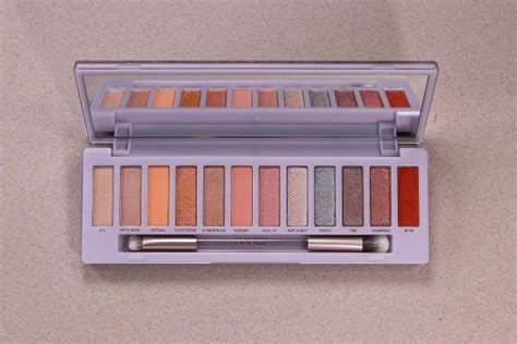 Urban Decay Naked Cyber Lidschattenpalette Carina Teresa Beauty Blog