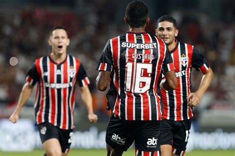 Vit Ria X S O Paulo Saiba Onde Assistir Ao Jogo Do Brasileir O