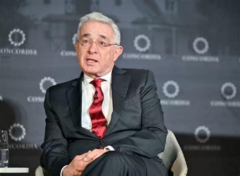 Las críticas de Álvaro Uribe al Fast Track del presidente Petro