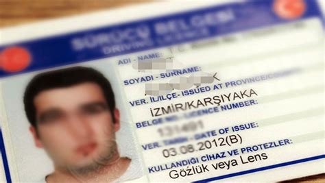 Sürücüler dikkat Eski tip ehliyetler geçersiz olacak İşte eski