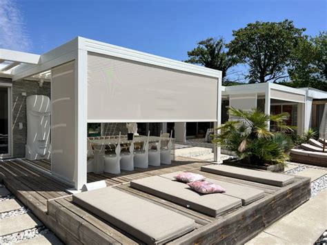 Pergolas bioclimatiques à Lissieu confort et élégance