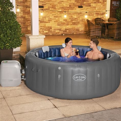 Spa Gonflable Avec Jets D Eau Santorini 5 7 Places Lay Z Spa