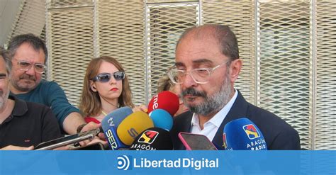 Lambán se salta la disciplina del PSOE y no vota una moción del PP