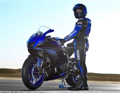 Yamaha Yzf R Wallpapers Wallpaper Cave