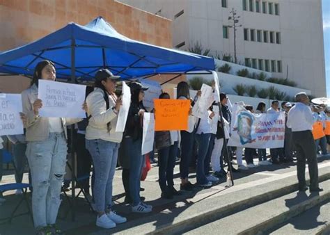 Trabajadores del Poder Judicial se manifiestan PÓRTICO