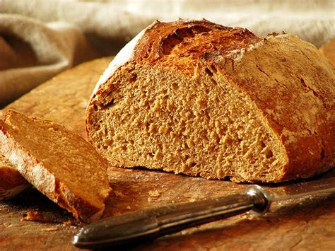 PAIN COMPLET BIO AUX FARINES DE SEIGLE ET DE FROMENT ET AU CAFÉ DE