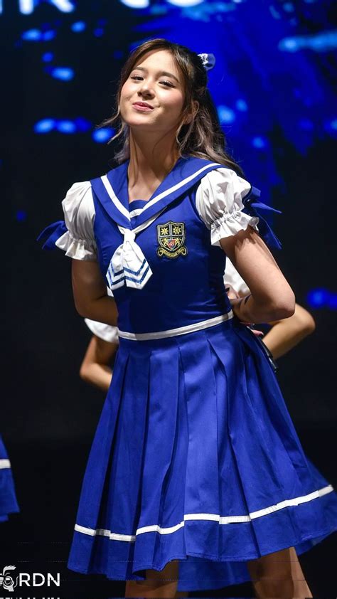 Zee Jkt48 Di 2024 Perempuan Sosok Perempuan Gadis Gadis Cantik