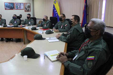 Ejército Bolivariano on Twitter El Inspector General del EJB GD