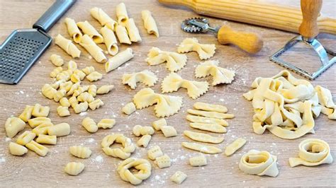 Pasta Fresca Casera SIN HUEVO y darle Forma SIN MÁQUINA
