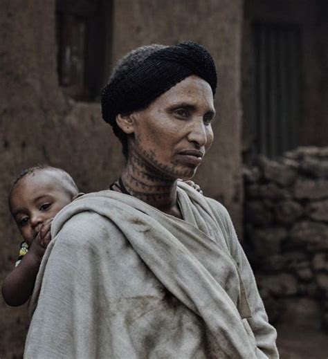 Photos Of Rarely Seen Ethiopian Tribe Show Ancient Body Modifications