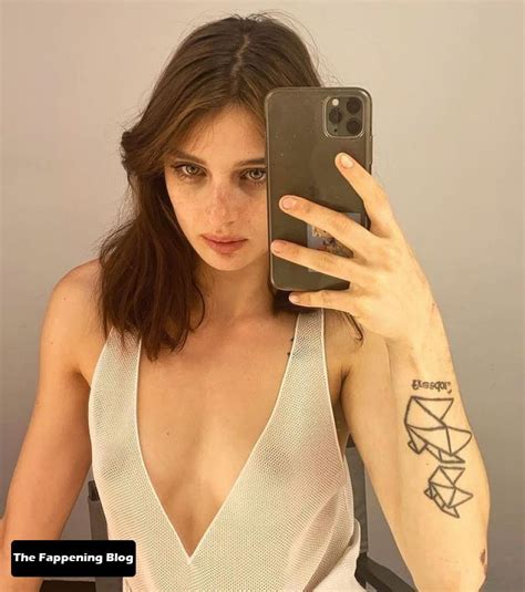 Alice Pagani Nude Sexy Collection Photos Videos