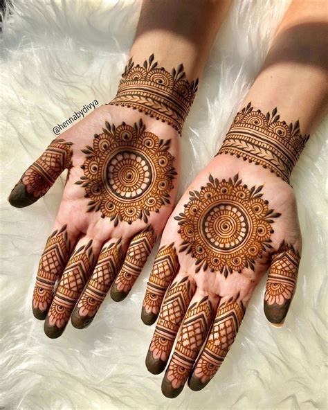 50 Stunning Dulhan Mehndi Designs With Images Buy Lehenga Choli Online