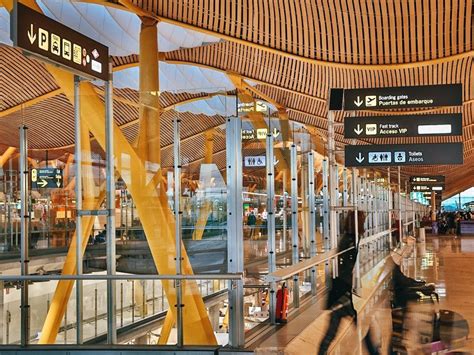 Cómo ir del aeropuerto de Barajas a Madrid centro Cualquier Destino