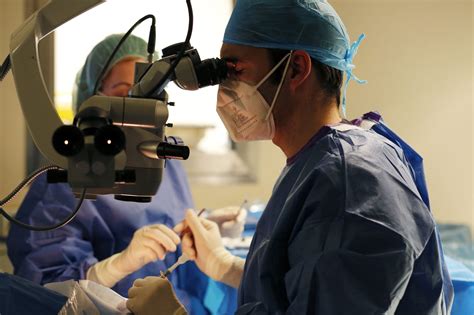 Operación de glaucoma Tratamientos oftalmológicos Miranza