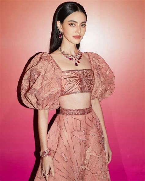 9 phim ma nữ Mai Davika Hoorne đóng ấn tượng nhất