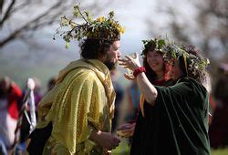 Hold A Beltane Bonfire Rite