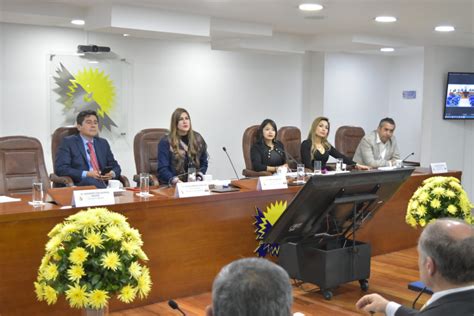 Eligen nueva directiva del Parlamento Andino Parlamento Andino Perú