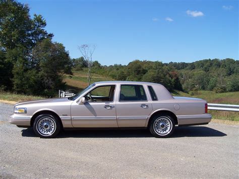 1997 Lincoln Town Car GAA Classic Cars