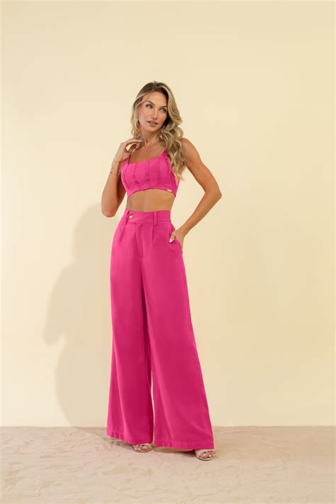 Calça Wide Leg em Alfaiataria Aura ANGEL