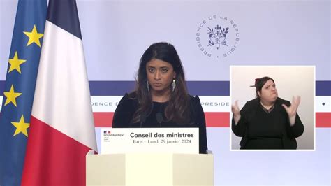 Le compte rendu du Conseil des ministres migre à Matignon vers un