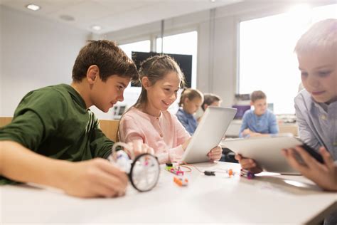Conhe A Vantagens De Utilizar Tecnologia Na Sala De Aula