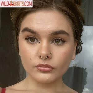Urmomskumdump Dasha Bond Dashbonda Urm0m Nude OnlyFans Instagram
