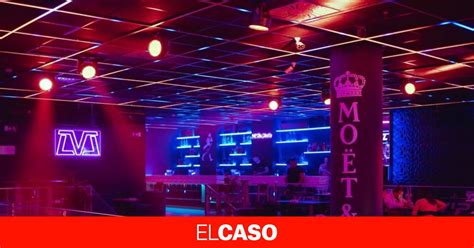 Ferit greu en ser reduït pels porters d una discoteca de Barcelona quan