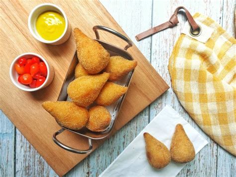 Coxinha De Frango Catupiry