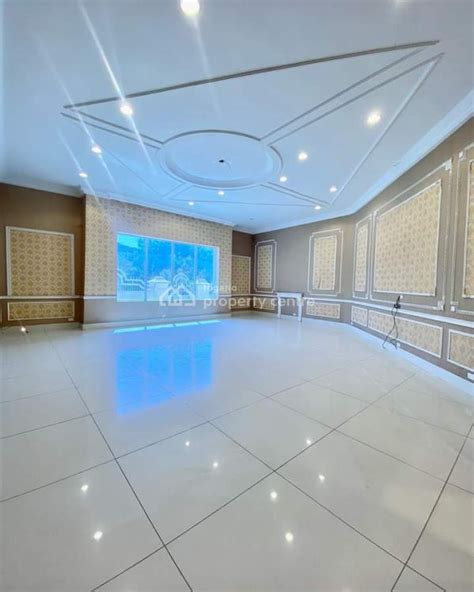 For Sale 8 Bedroom Mansion With 2 Rooms Bq Guzape District Abuja 8