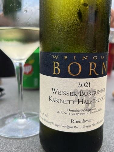 Weingut Wolfgang Born Weisser Burgunder Kabinett Halbtrocken Vivino US