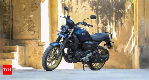 2023 Yamaha FZ X Review Traction Control A Blessing Or Not Times