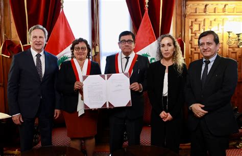 Autógrafa de ley Comunicaciones Comunicaciones