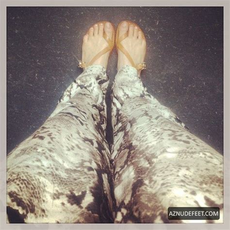 SOFIE LASSEN KAHLKE Feet AZNudeFeet
