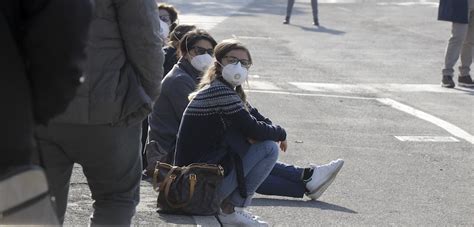Le Mascherine Servono A Qualcosa Contro Il Coronavirus Il Post