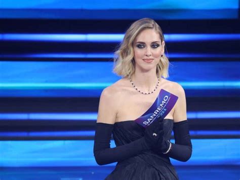 Chiara Ferragni Significato Look Sanremo Storytelling Abiti Manifesto