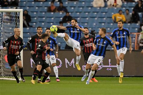 Probabili Formazioni Spezia Milan Trentacinquesima Giornata Serie A