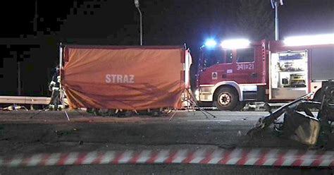 Tragiczny wypadek w Rogach k Krosna Zginęły dwie osoby