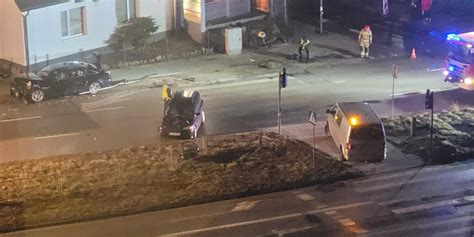 Ranna kobieta i dziecko Wypadek na skrzyżowaniu ulicy Warszawskiej i