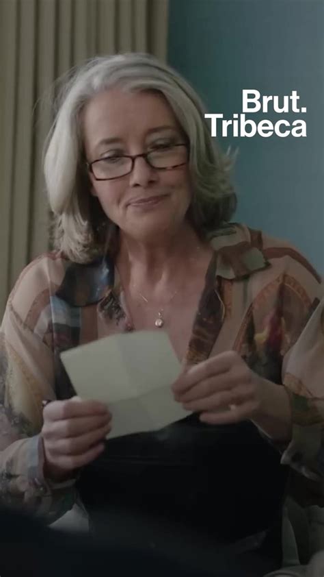 Emma Thompson habla de su primer desnudo en el cine a los 63 años Brut