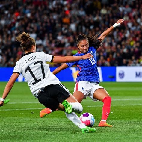 Équipe de France voici à quoi devrait ressembler le nouveau maillot