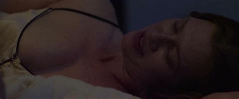 Mireille Enos Nue Dans Never Here