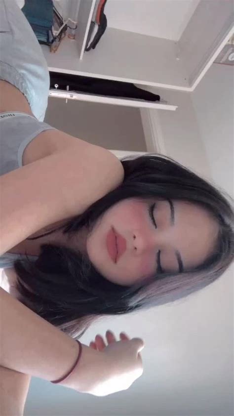 Fake Kız Fotoğrafları 1500 Arel Medya