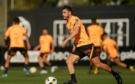 Giuliano de volta Corinthians faz trabalho tático de olho no