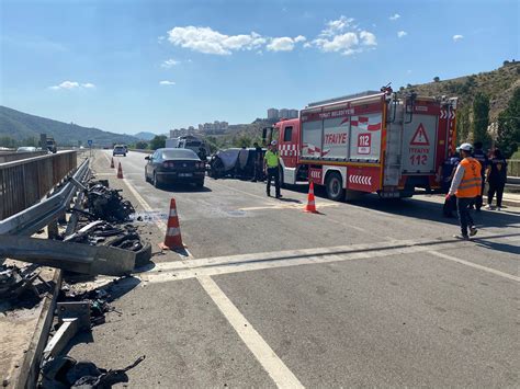 Tokat Niksar Yolunda Feci Kaza L Yaral Yerel Niksar