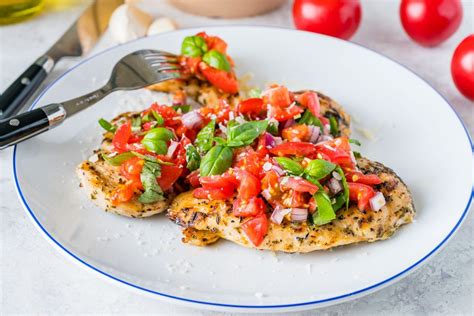 This Grilled Chicken Bruschetta Is A Clean Eating Show Stopper Clean
