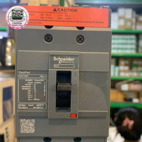 Jual Mccb Schneider Ezc F Ezc F P A A Amper Phase Easypact