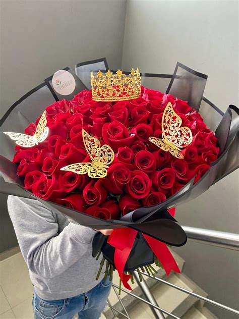 Ramo princess 100 rosas Florería Mexicanísimo